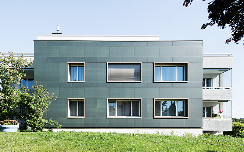 solarfassade4_w - www.gebaeudetechnik-news.ch